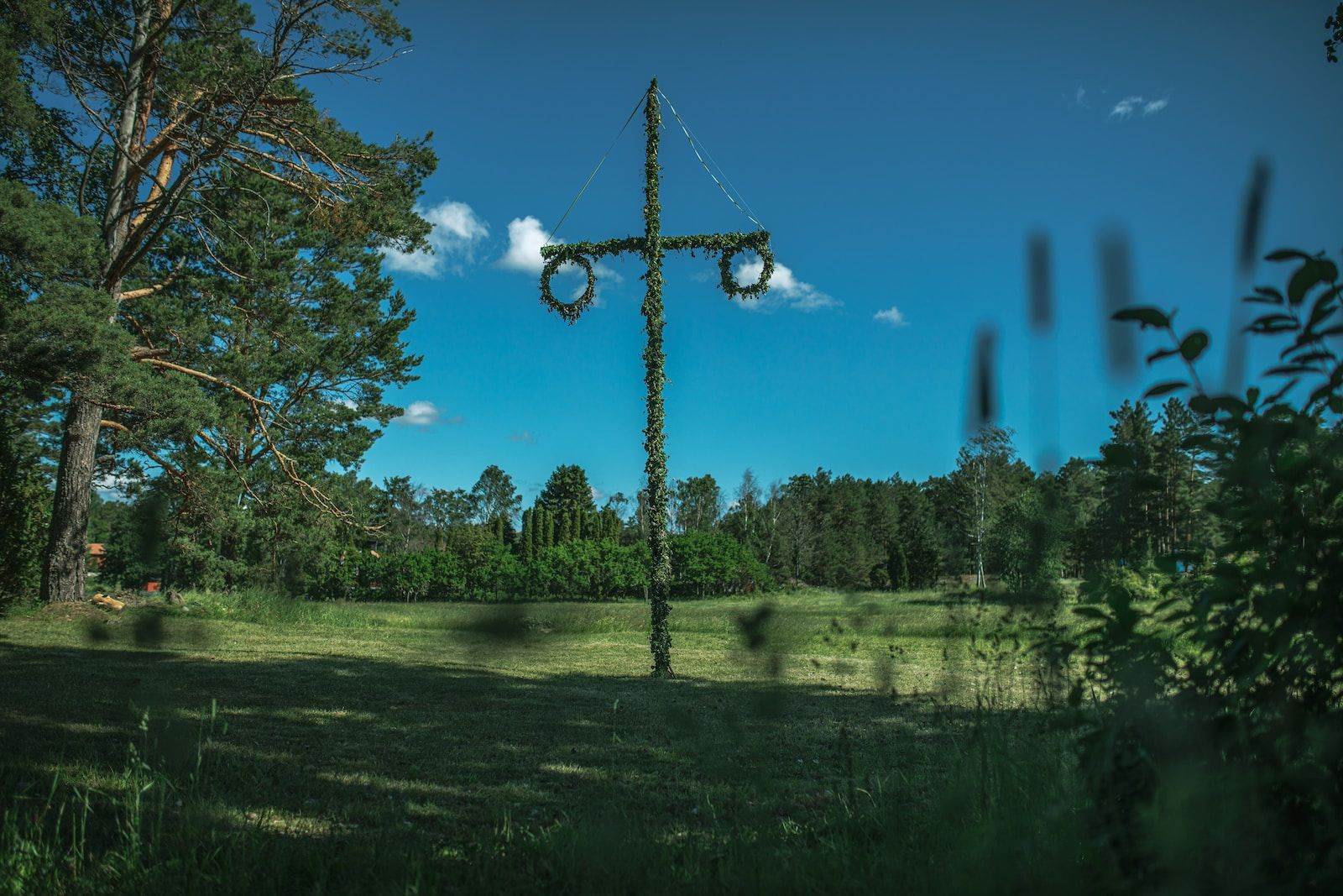 How to celebrate an Authentic Swedish Midsommar - Mr Nordic